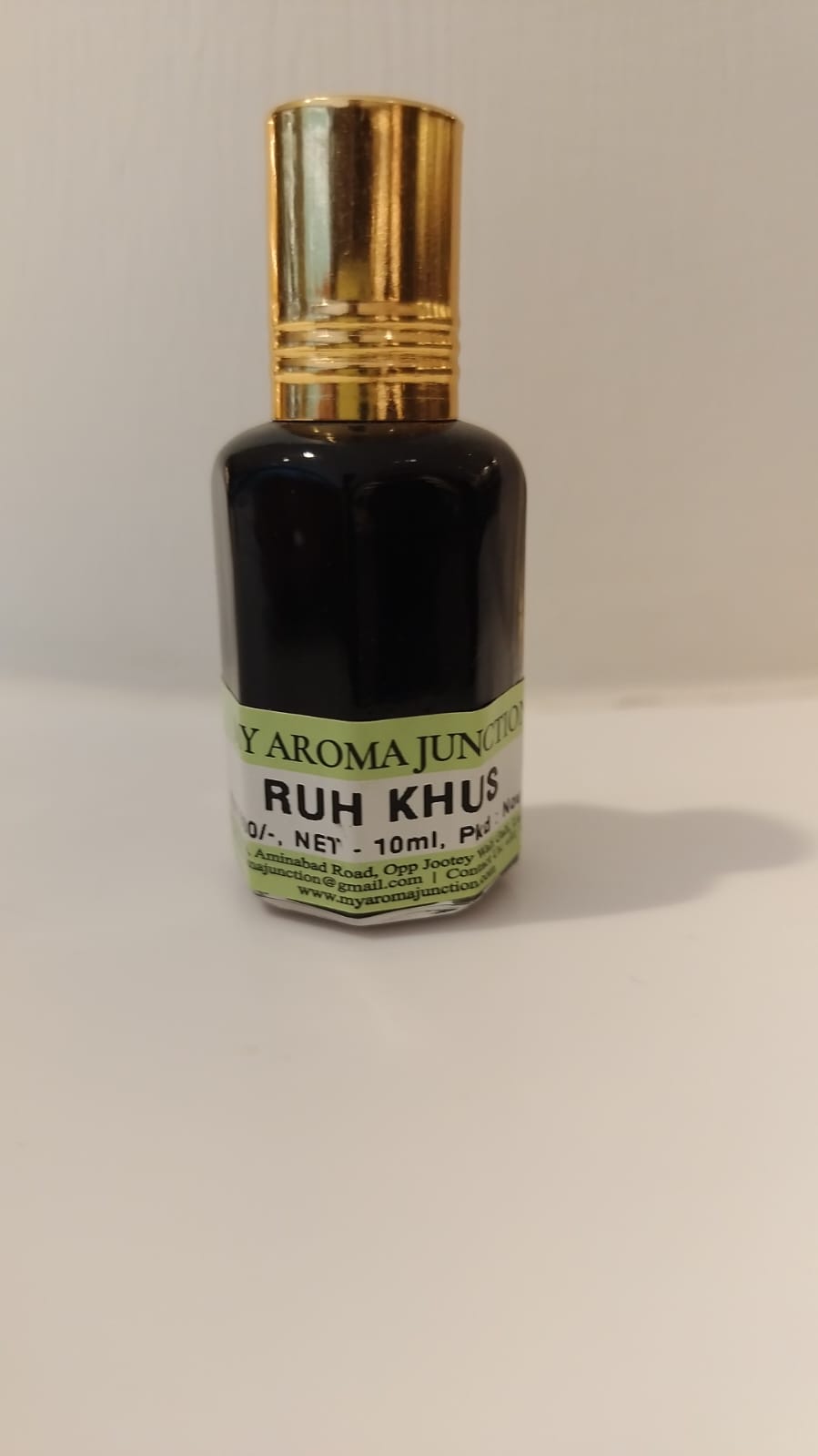 Ruh Khus-R Attar – The Natural Essence of Vetiver | MY AROMA JUNCTION ...